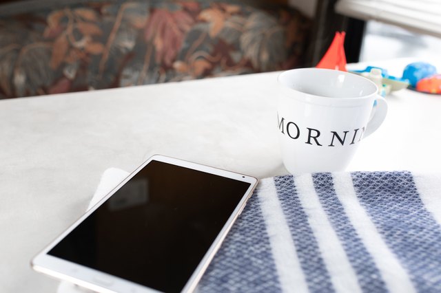 7 Ways to Optimize and Organize a Small Space | Hunker 7 Ways to Optimize and Organize a Small Space | Hunker