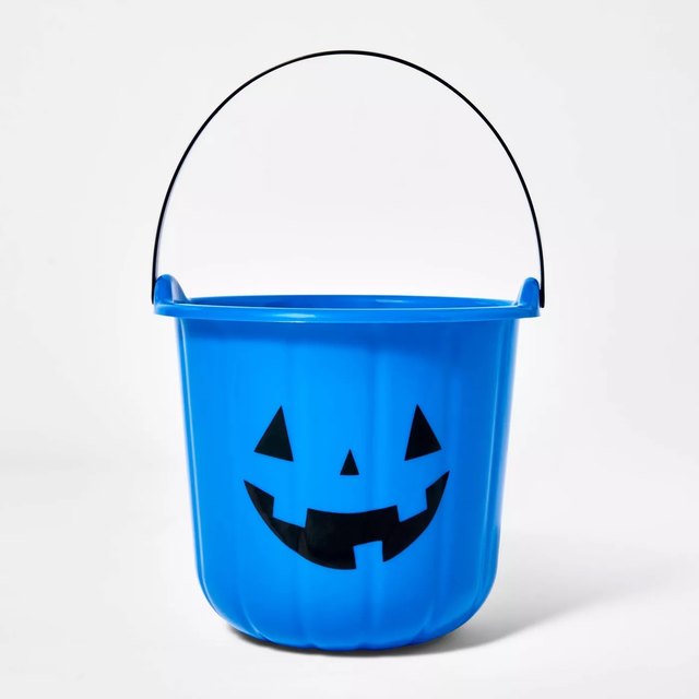 What It Means If You See A Blue Halloween Bucket Hunker what-it-means-if-you-see-a-blue-halloween-bucket-hunker